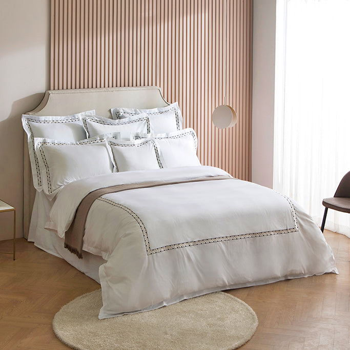 Triva Collection, Victory Bronze – CROWN GOOSE USA